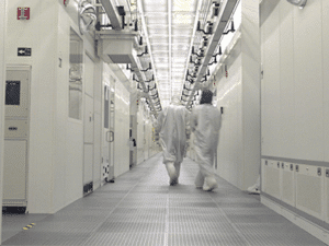 Installing Cleanroom Wall Systems for a Semiconductor Manufacturing Company